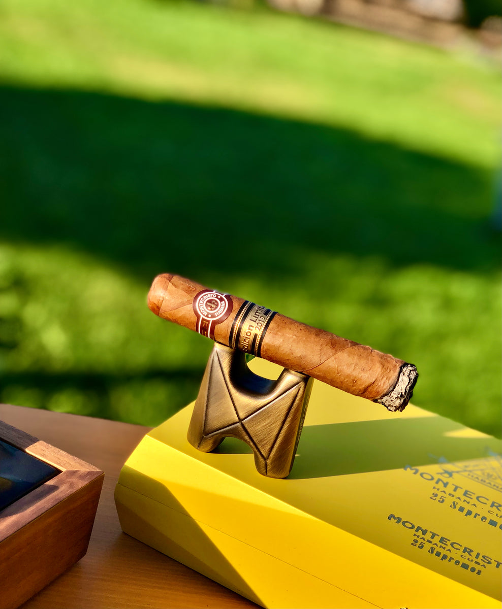 Vintage Cigar Stand – hsignature